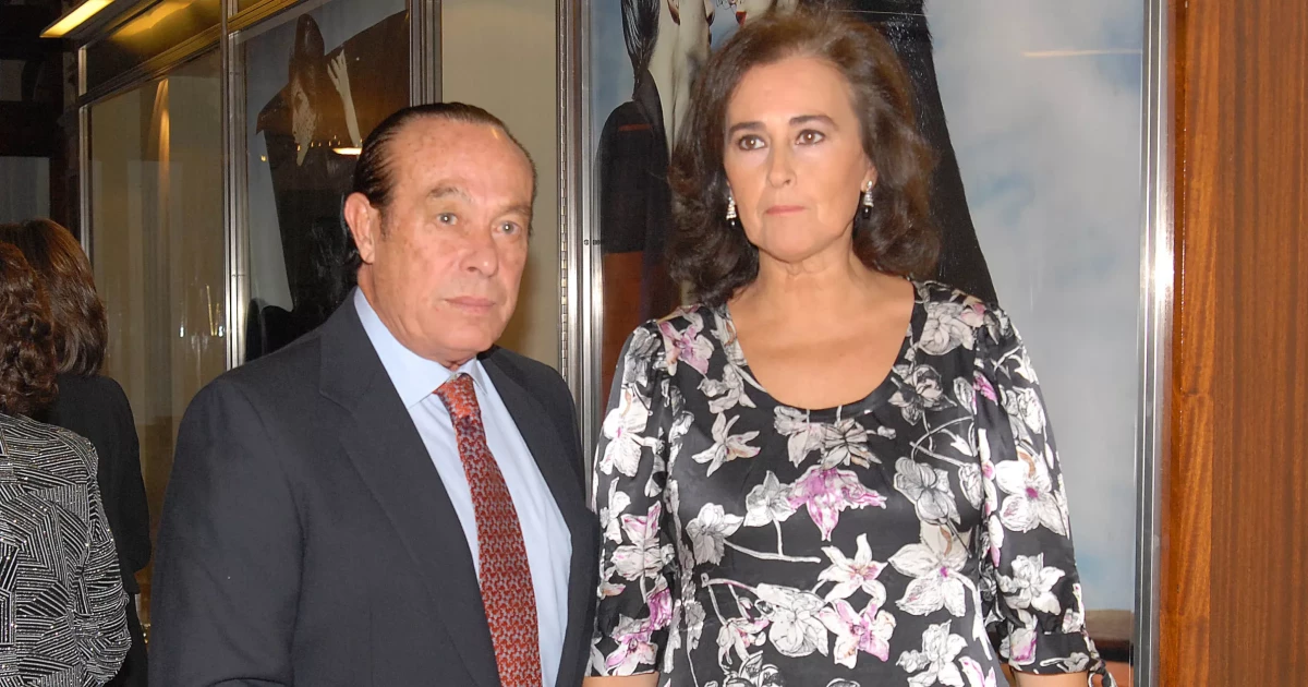 Curro Romero, ingresado de nuevo en el hospital