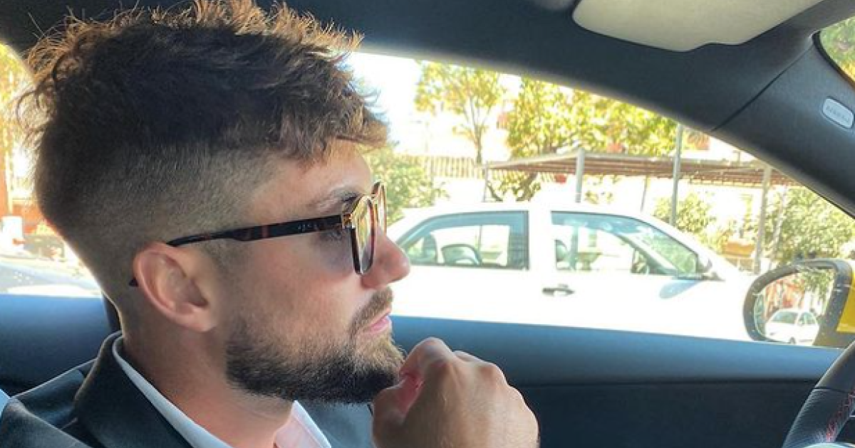 Alejandro Albalá presume de cuerpazo en el mar tras su exitosa vuelta a ...