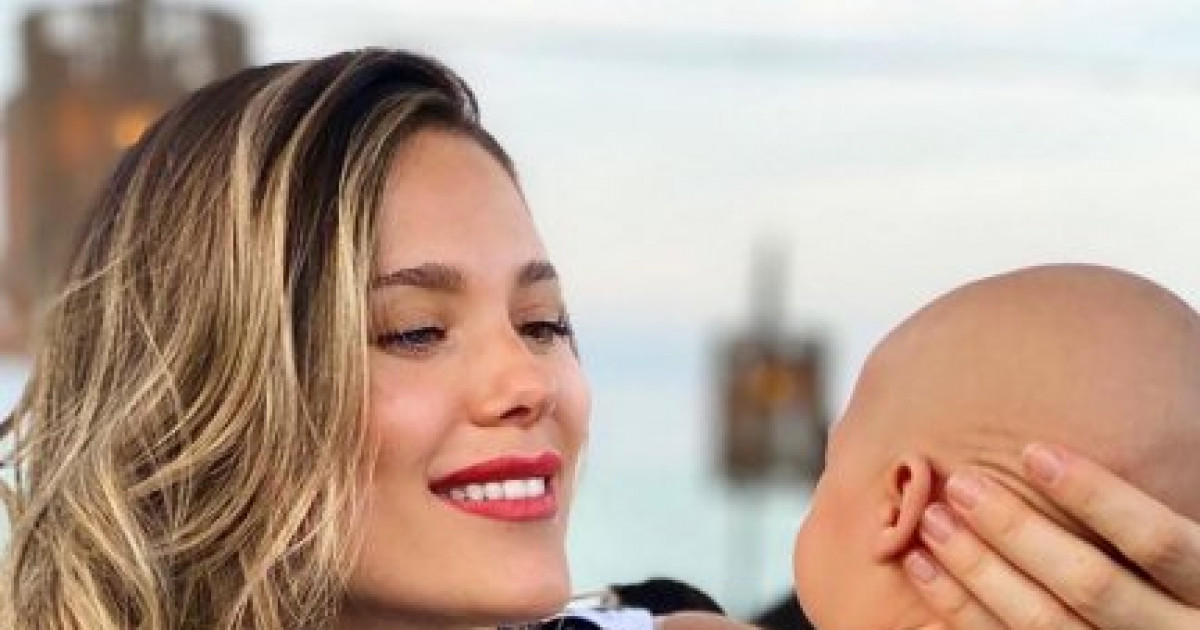 Lorena Gómez y su hijo cantan a dúo en un vídeo súper tierno