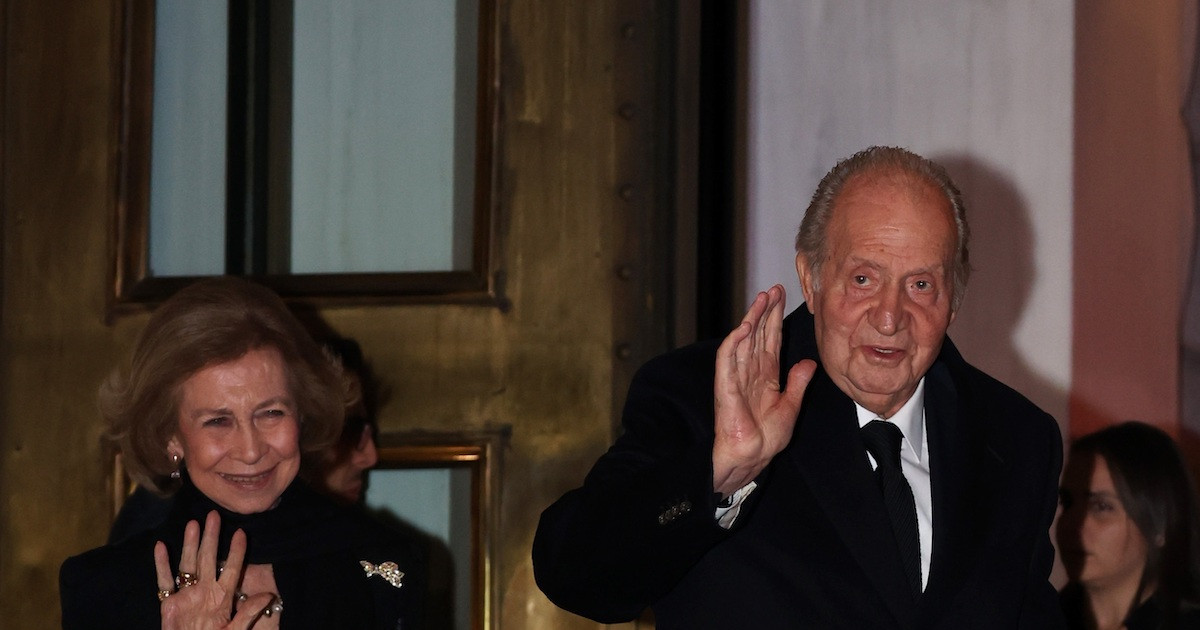 La familia real se reúne al completo por primera vez en 2 años