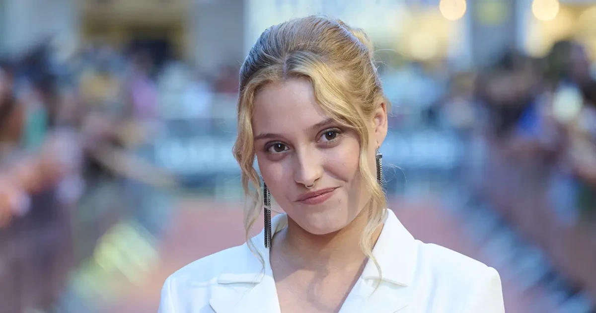 Ana Garcés: "Es difícil llevar enaguas y corsés en La promesa"