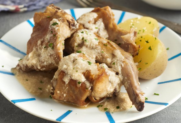 Receta de conejo a la rabia