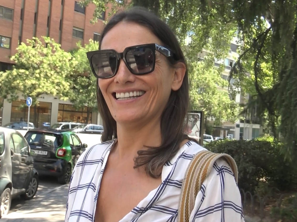 Laura Ponte entra a quirófano para intentar recuperar la visión de su ojo