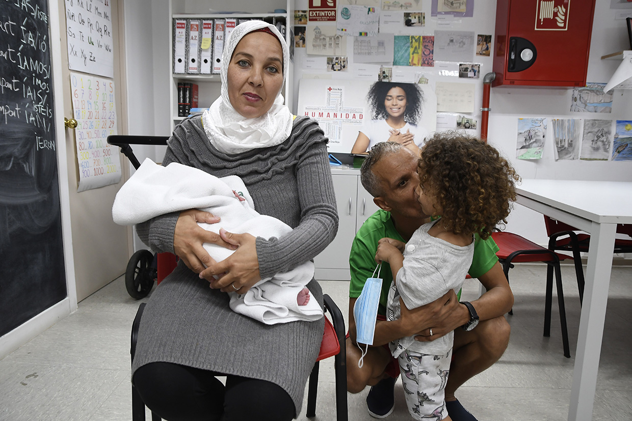 Los nonillizos de Mali regresan a casa 19 meses después de nacer