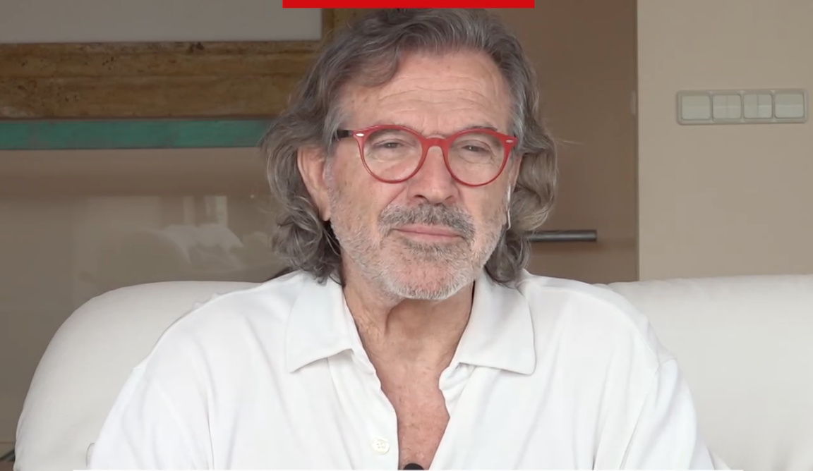 Alejandro Reyes será el jefe de su madre, Ivonne Reyes