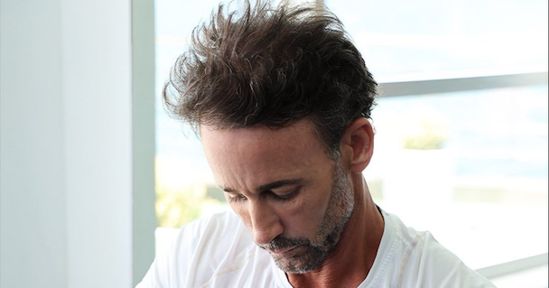 Valerí, la examante de Escassi, le pide 50.000 euros por el daño sufrido